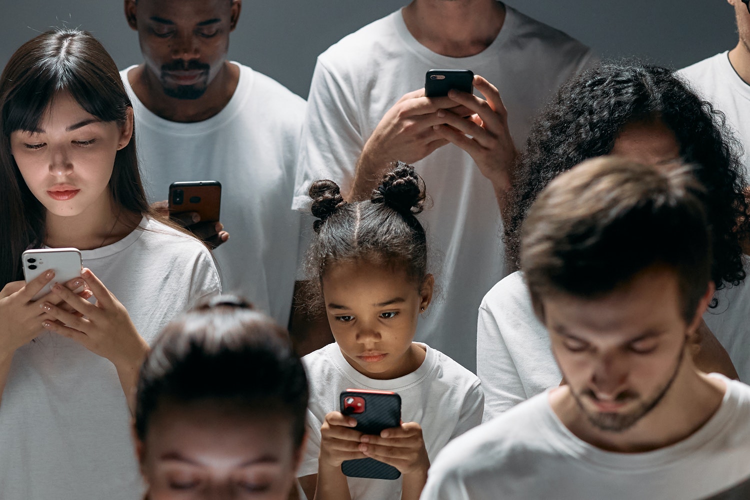 Baby's geboren tussen 2010 en 2025: 6 weetjes over 'Generation Alpha'